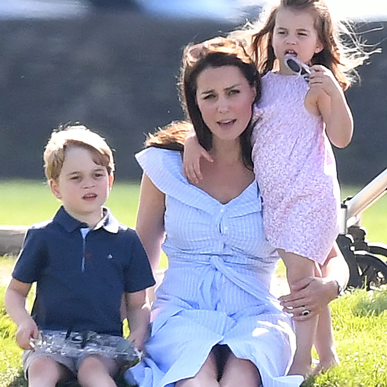 Diena prie žirgo, linksmas Kate Middleton ir princo Williamo pabėgimas su George'u ir Charlotte