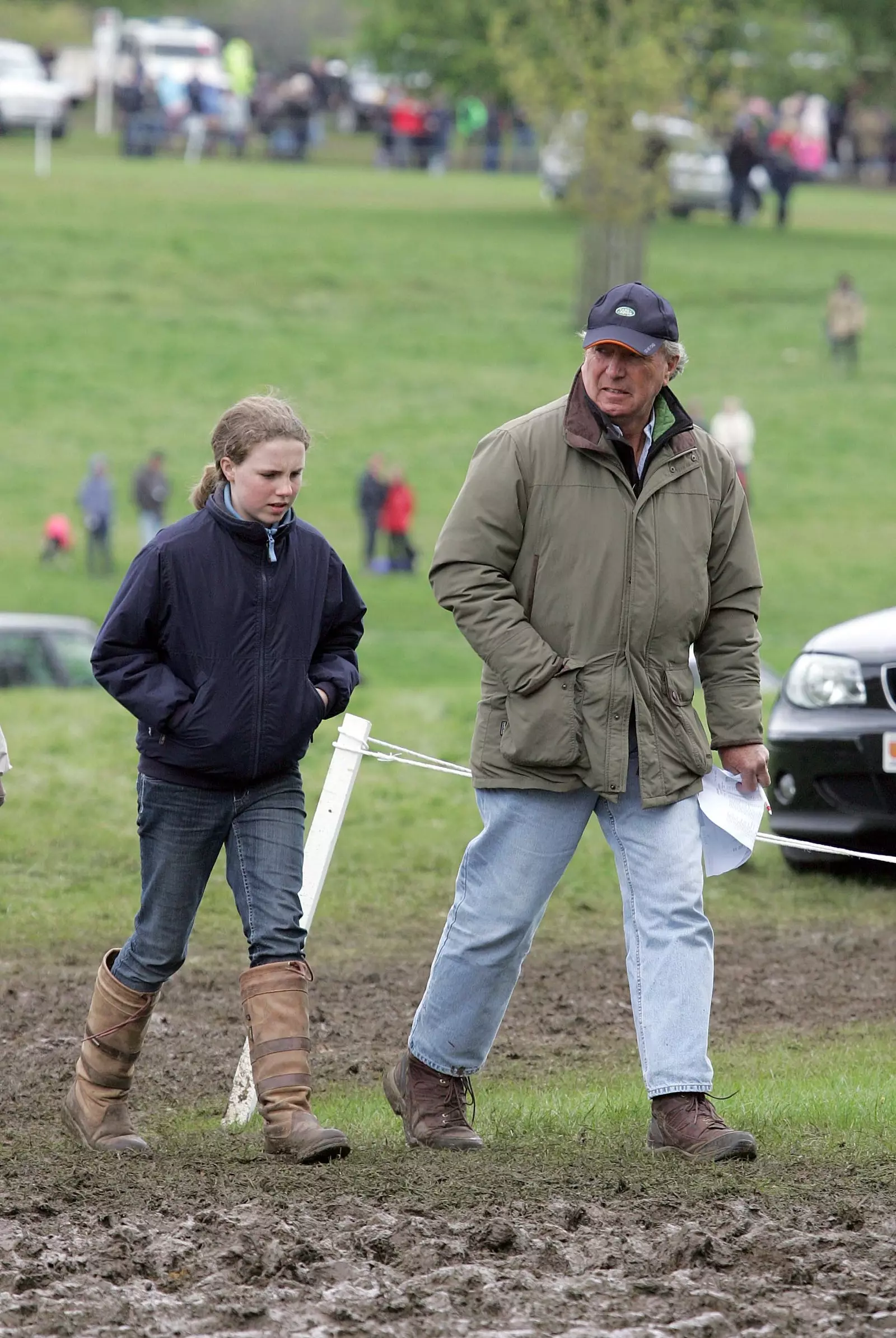 Stephanie mit ihrem Vater Mark Phillips.