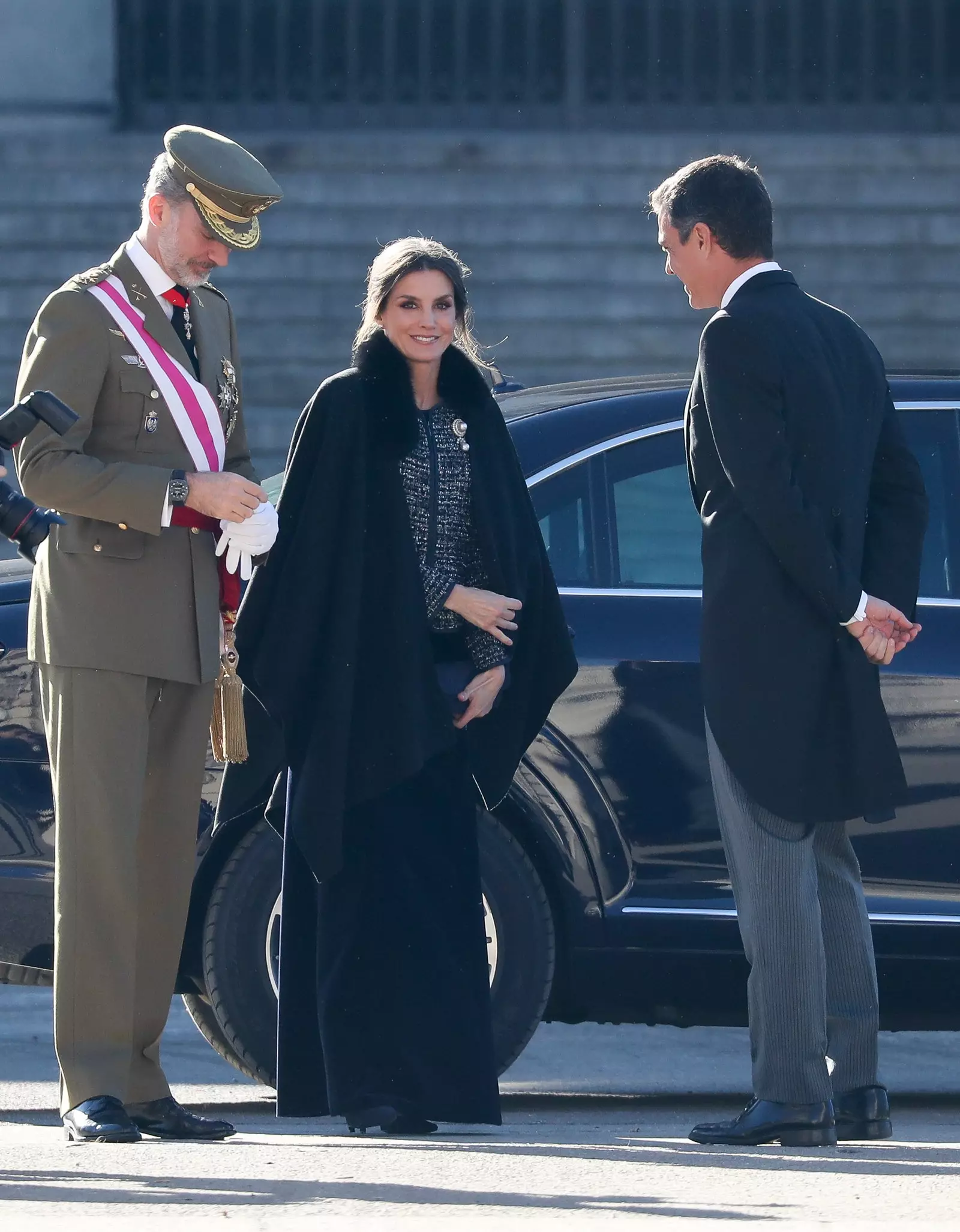 Keçid üçün broş və bu kimi Varela Kraliça Letizia'nın premyeralarını il ərzində təqdim edir