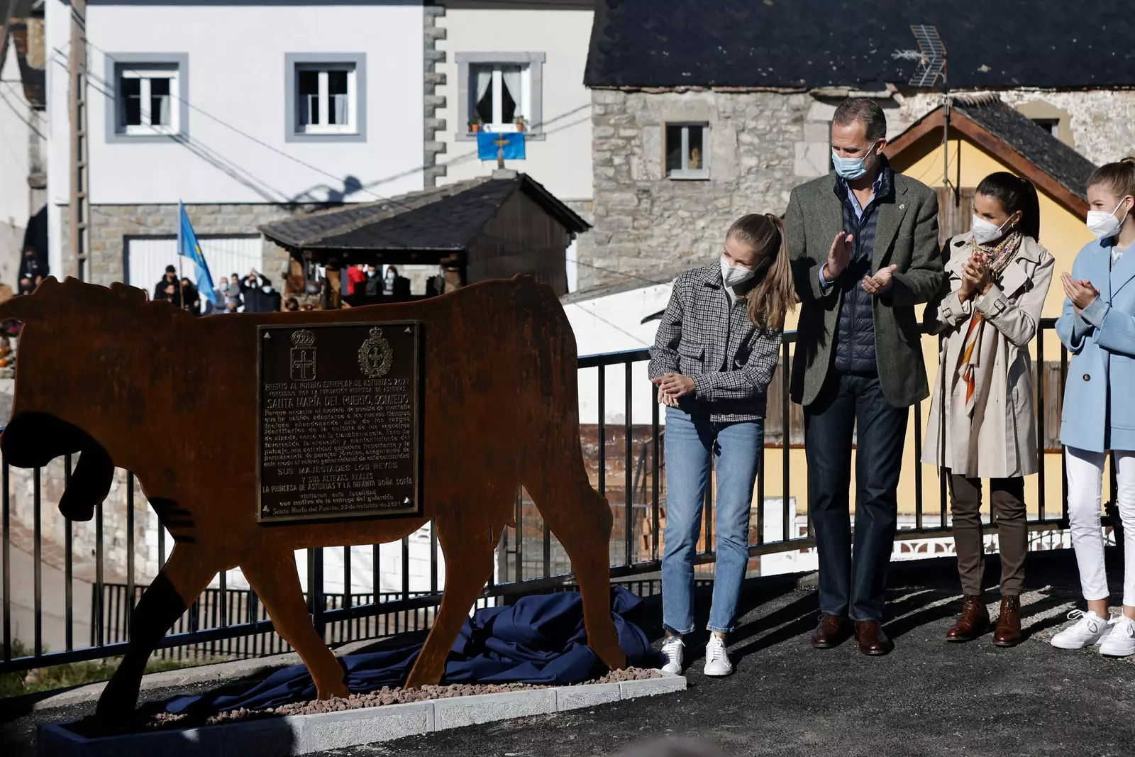 Ved siden af monumentet at huske fra i dag denne dag.