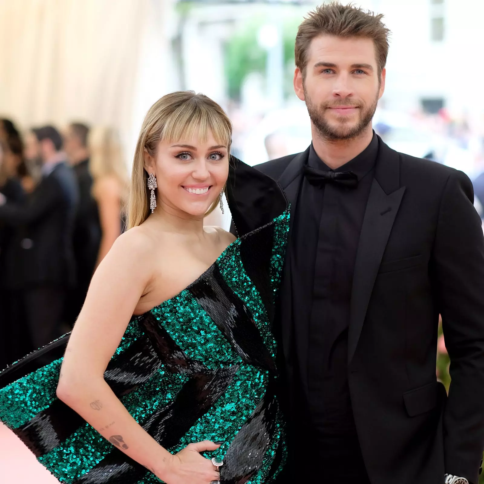 Miley Cyrus en Liam Hemsworth koenen moannen lyn útinoar west hawwe