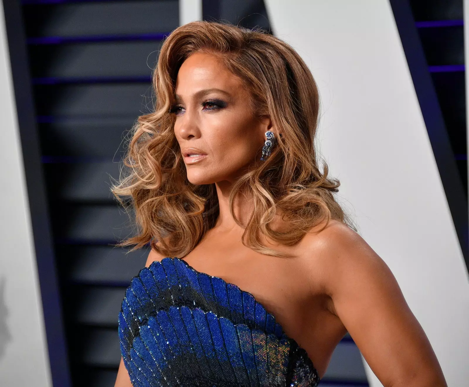 An rud a dúirt Jennifer Lopez le Bradley Cooper ag na Oscars