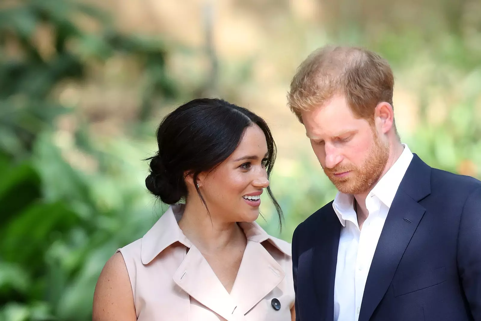 Buckingham Palaces spännande svar på Meghan och Harrys beslut