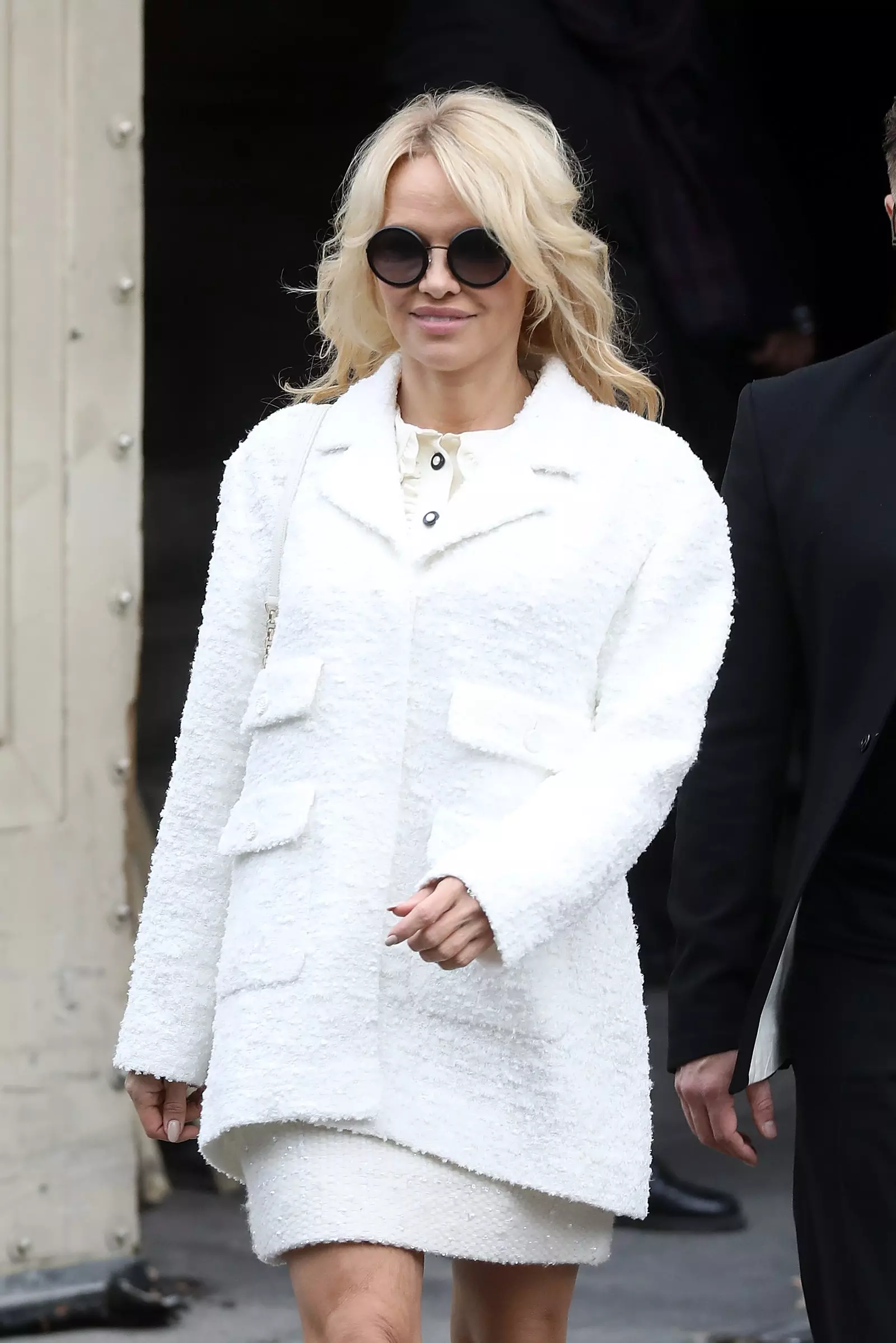 Ṣe Pamela Anderson ni ila iwaju ni ifihan njagun Chanel?