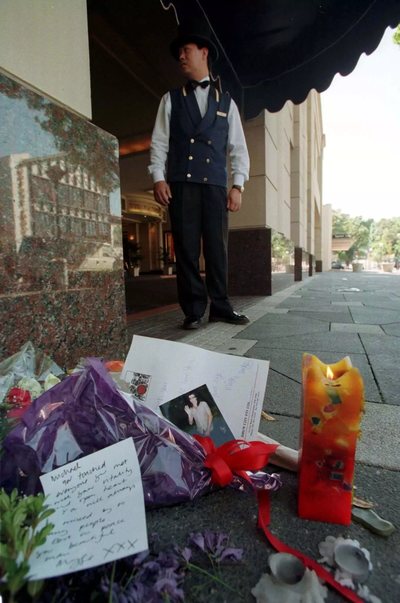 Condolences from fans at the door of the hotel where Hutchence's body was found.