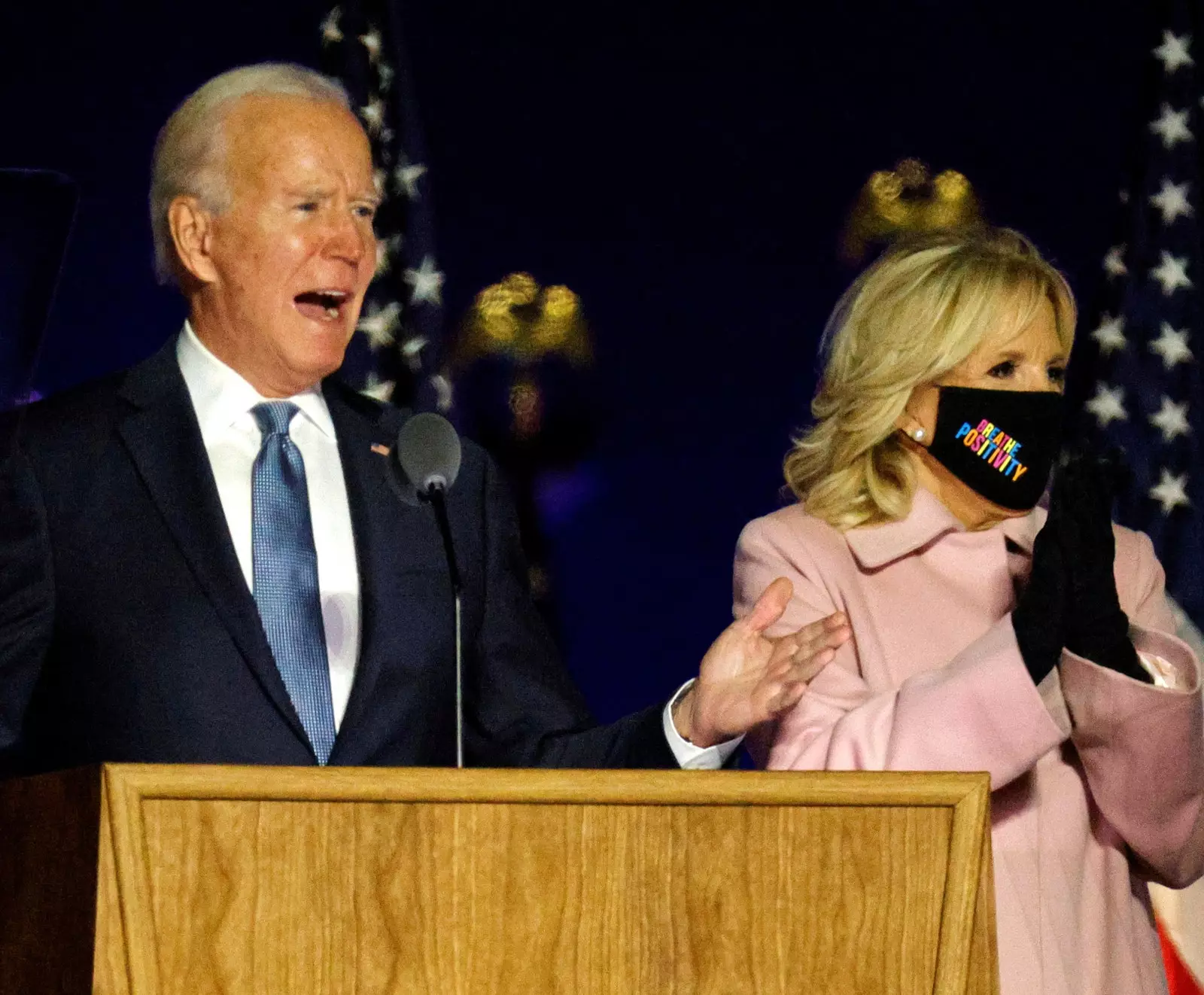 Joe Biden ja hänen vaimonsa Jill vaaliiltana Wilmington Delawaressa.