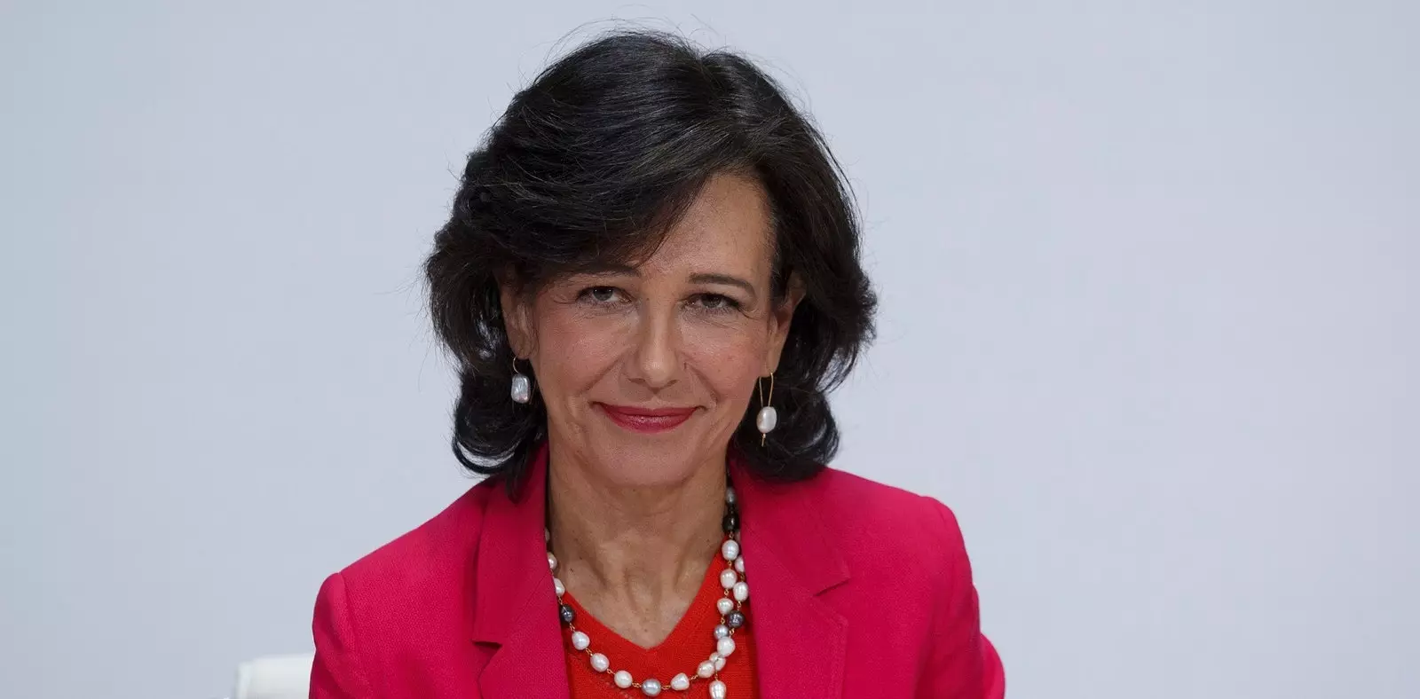 អាណា Patricia Botin