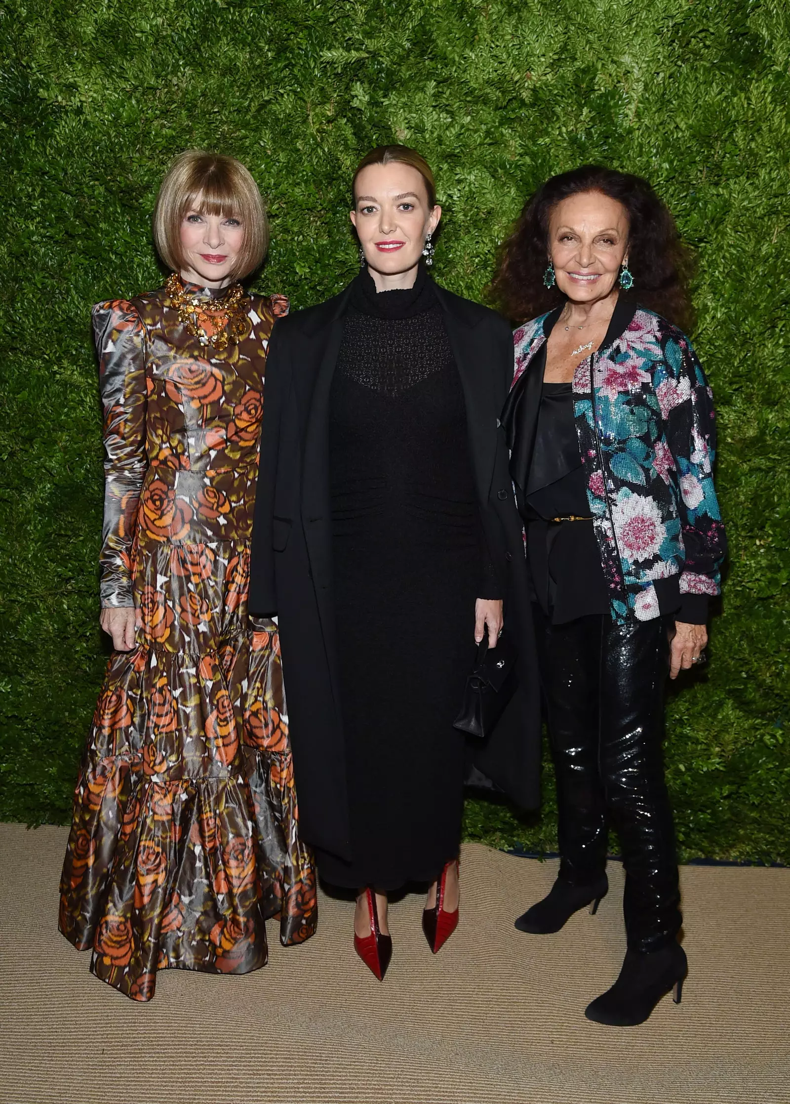 Anna Wintour Marta Ortega sy Diane von Furstenberg ao amin'ny CFDA 2019.