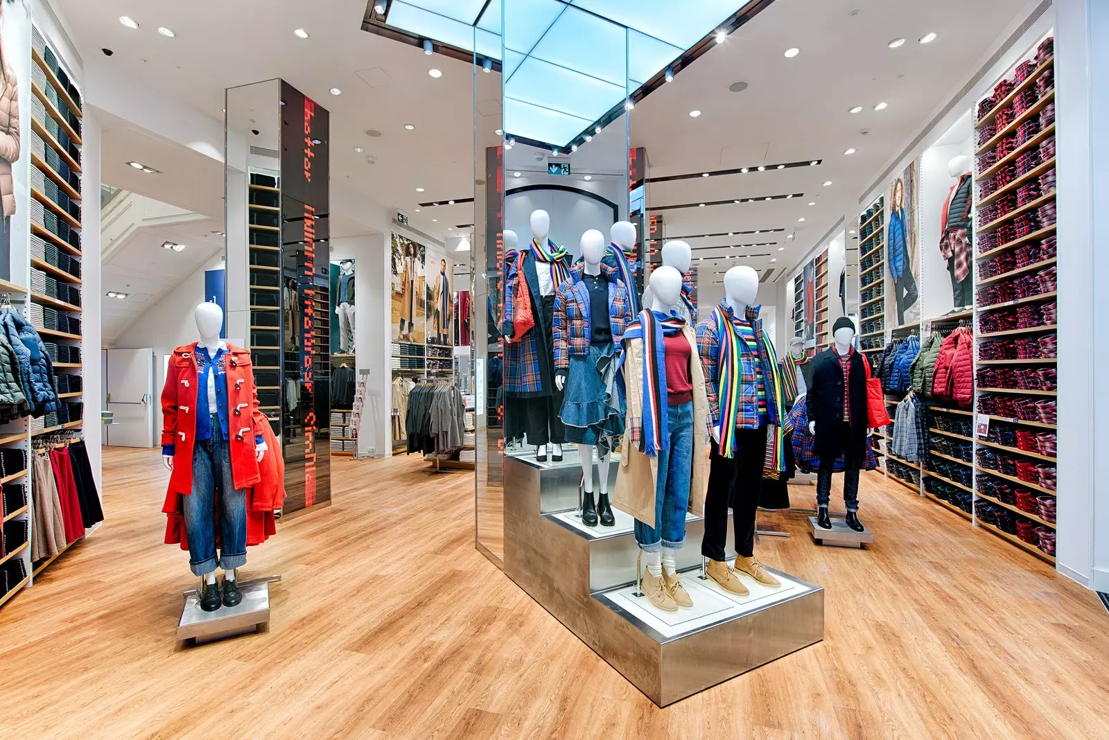 բացում է նոր uniqlo խանութը Բարսելոնայում