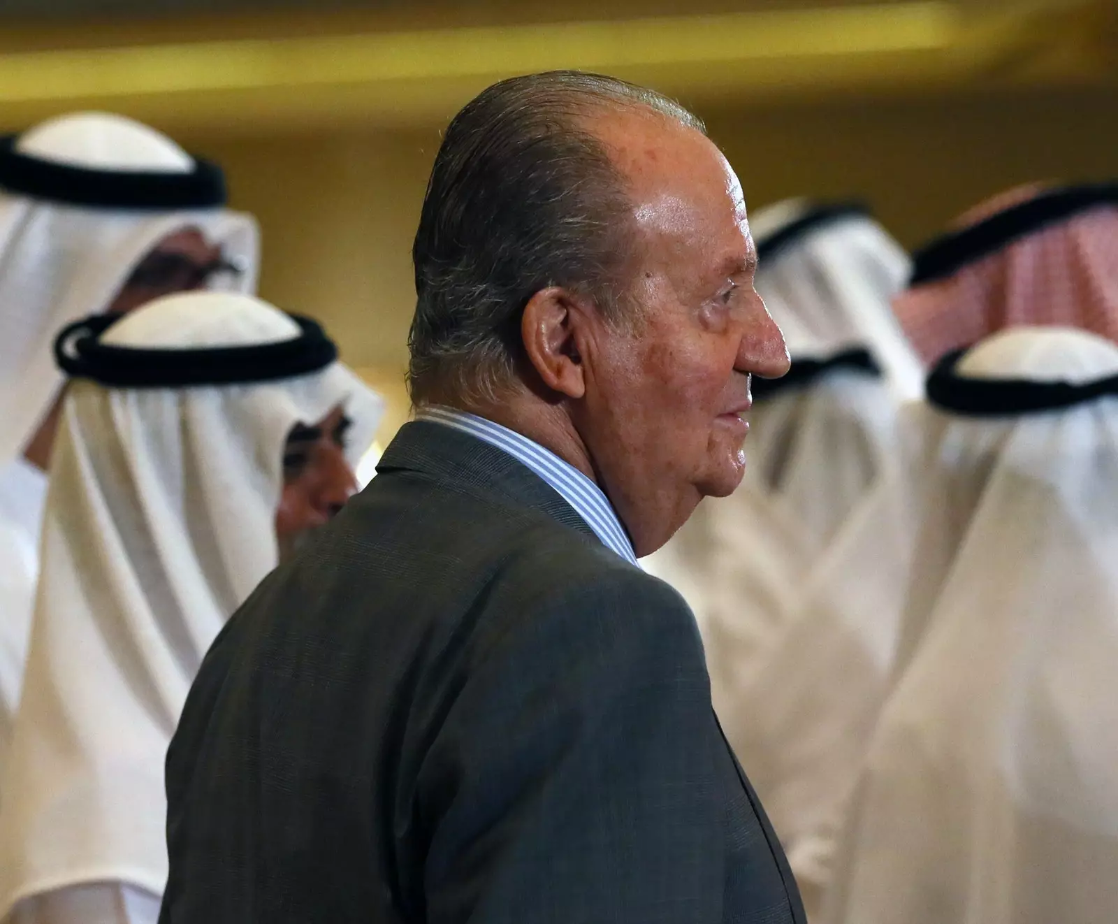 Les infantes amis cheikhs et pilotes de course du cercle du roi Juan Carlos à Abu Dhabi