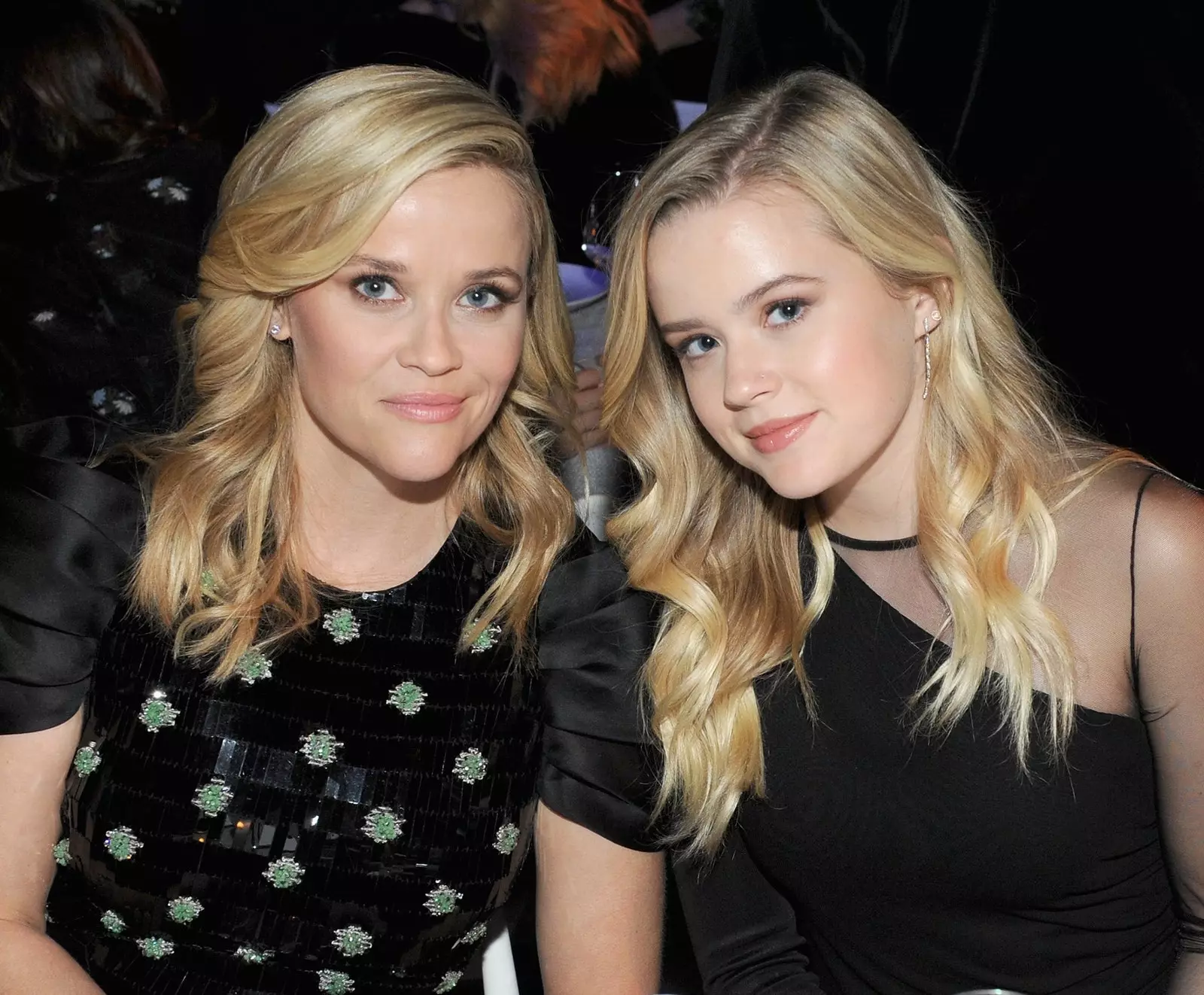 Reese Witherspoon និង Ava Phillippe ។