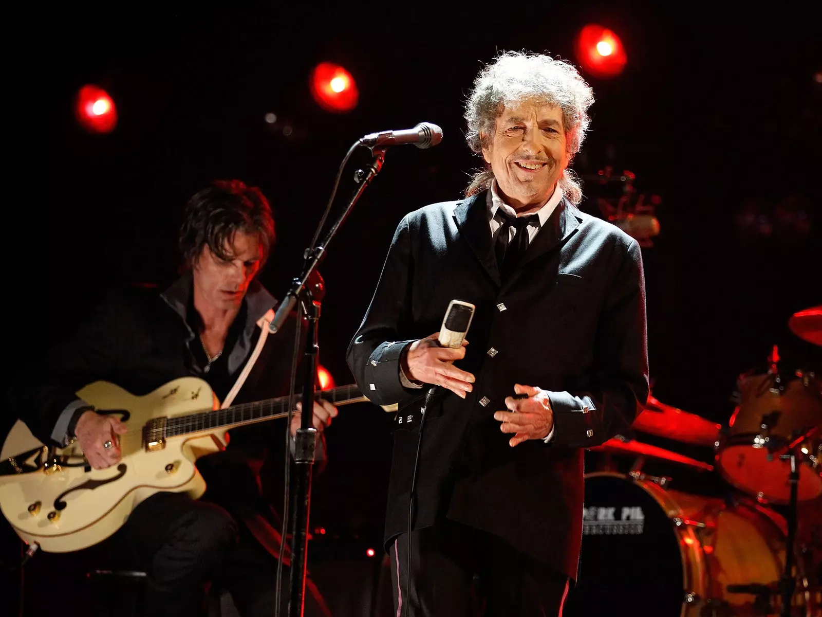 Bob Dylan Los Angeleses esinemise ajal 2012. aastal.