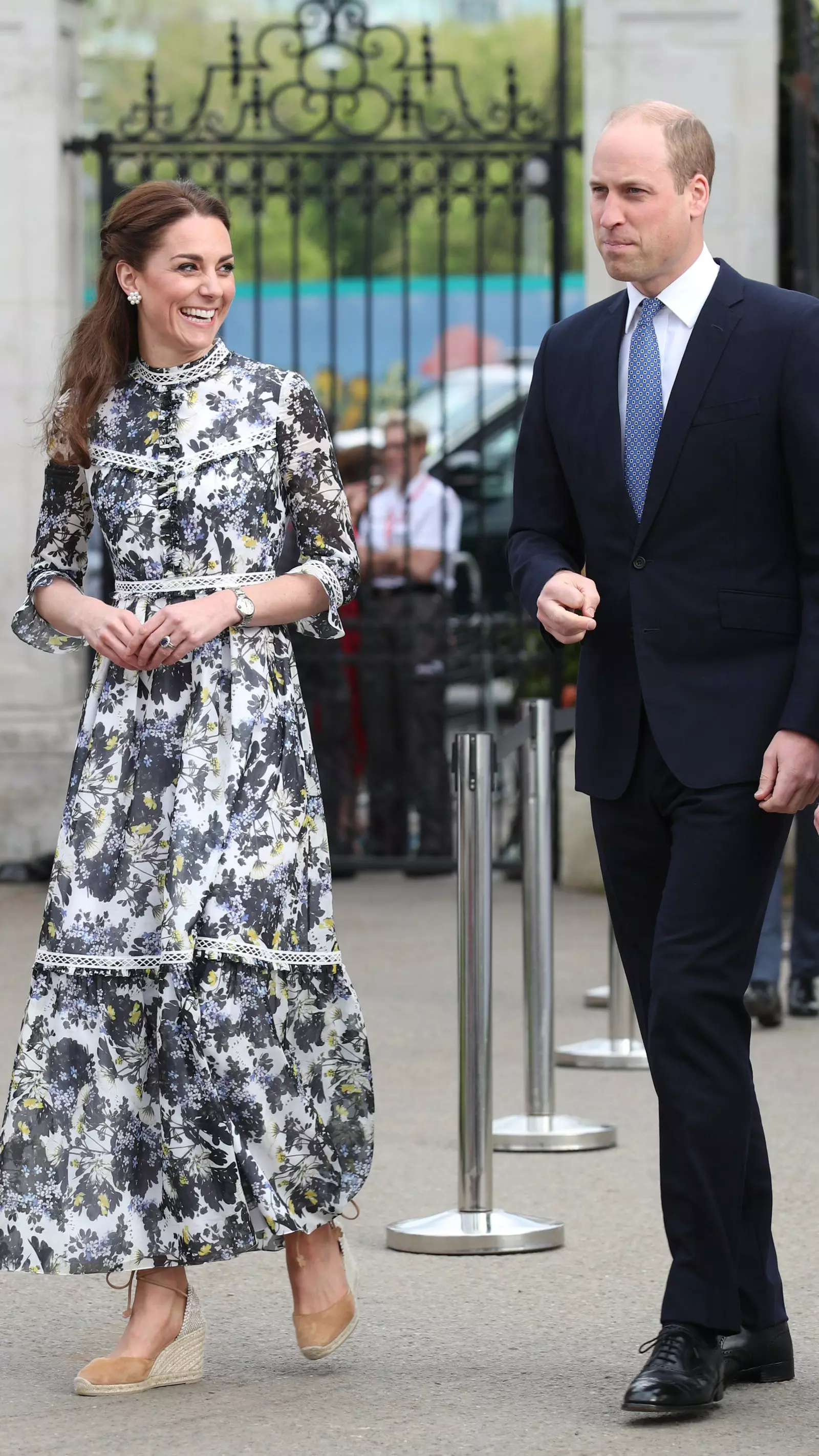 Kate Middleton ແລະ Prince William ໃນງານບຸນດອກໄມ້ Chelsea 2019