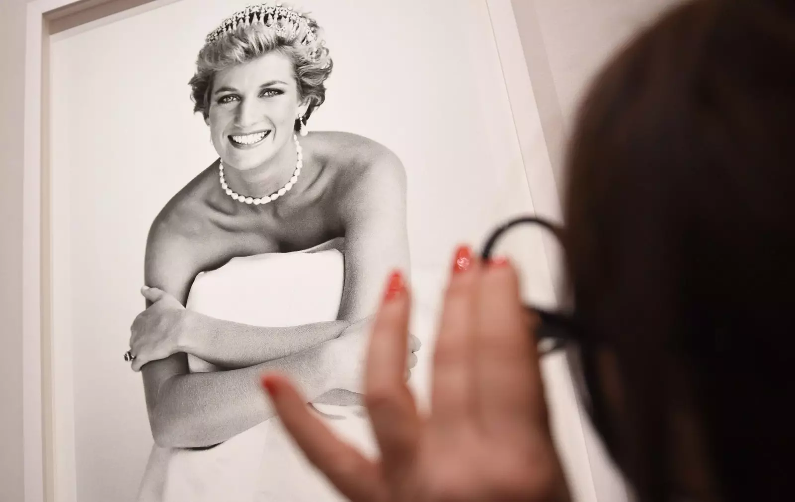 ຮູບພາບຂອງ Diana ໃນງານວາງສະແດງ Vogue 100. A Century of Style.