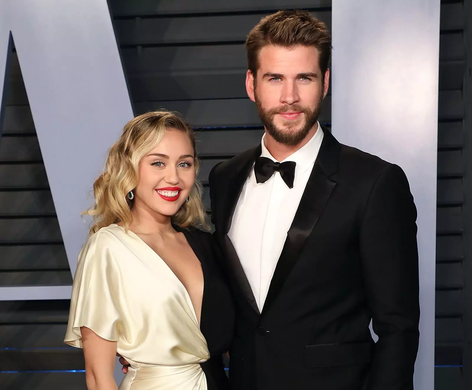 Miley Cyrus thiab Liam Hemsworth