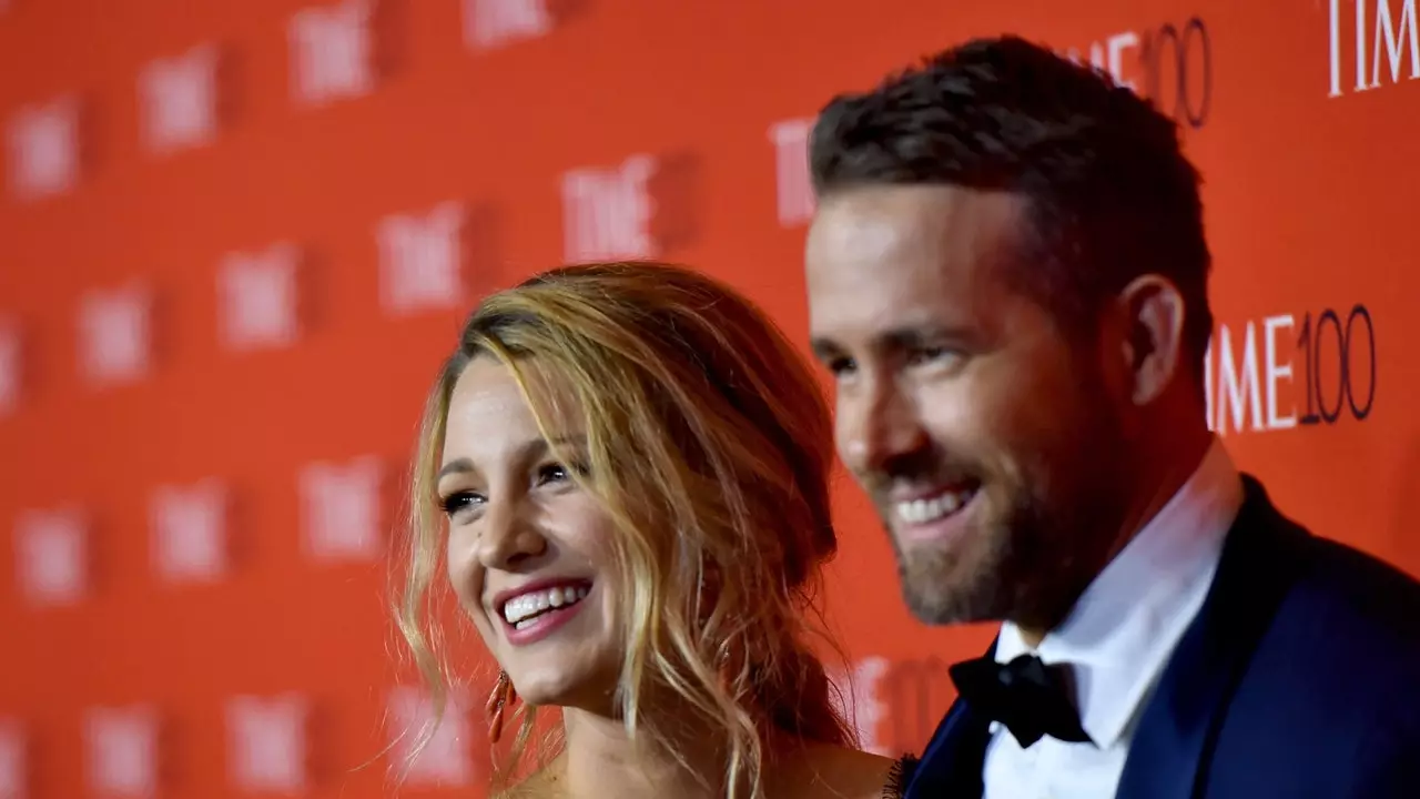 Blake Lively denove atakas kaj ignoras Ryan Reynolds sur Instagram