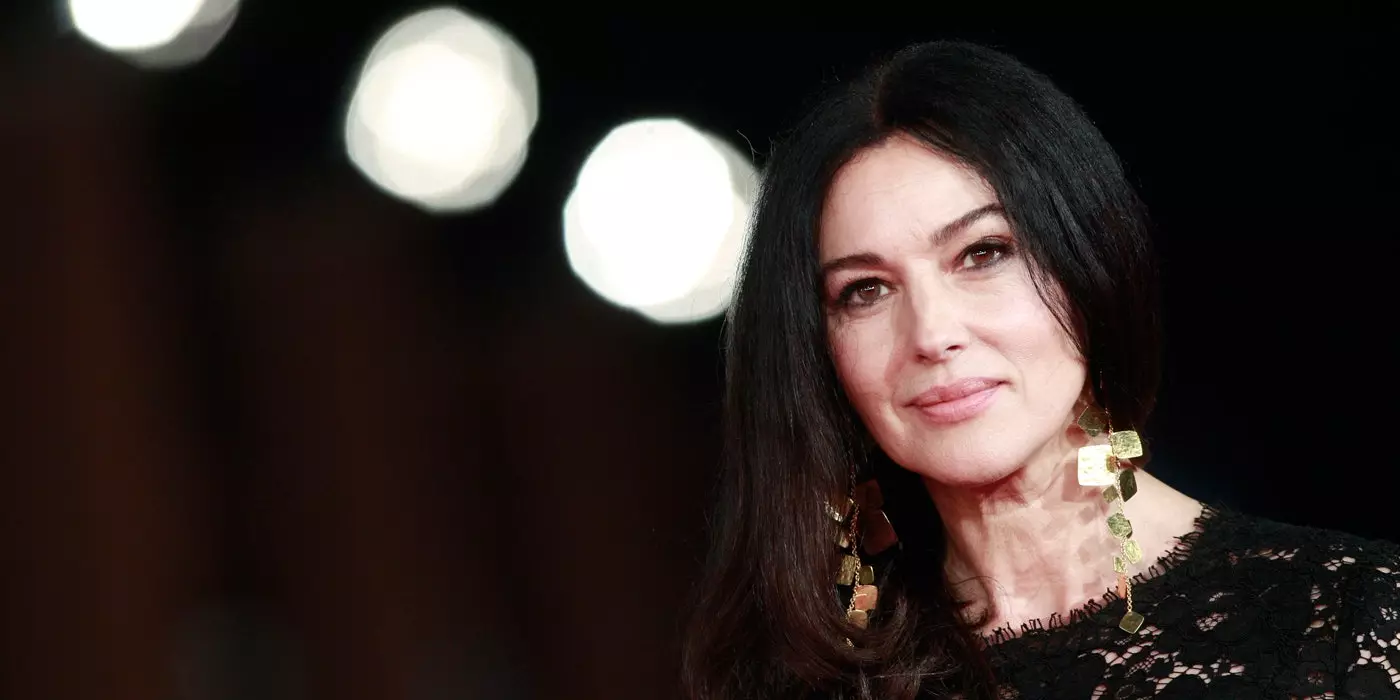 Monica Bellucci le linn Fhéile Scannán na Róimhe mí Dheireadh Fómhair seo caite.