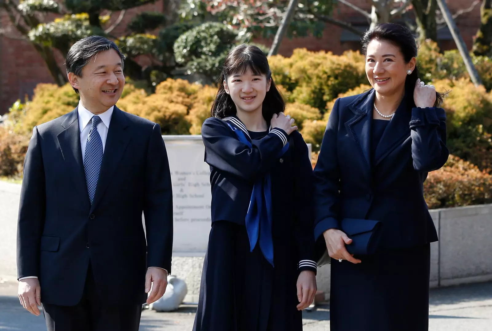 Princesa Aiko com seus pais Imperadores Naruhito e Masako 2017