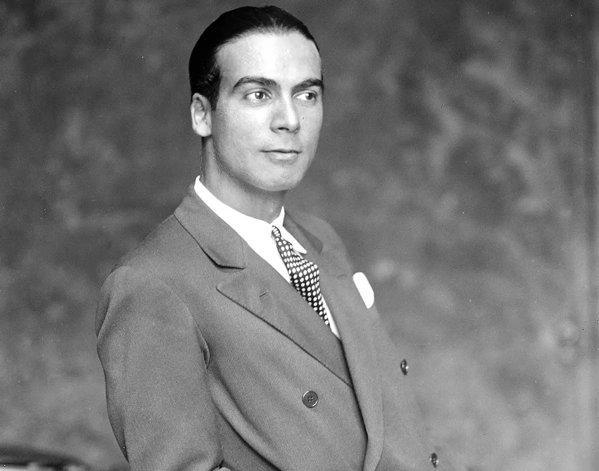 Cristobal Balenciaga pada tahun 1927.