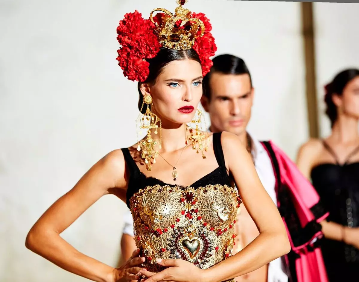 Some of Elisa Pomar's jewels on the catwalk by Dolce Gabbana.