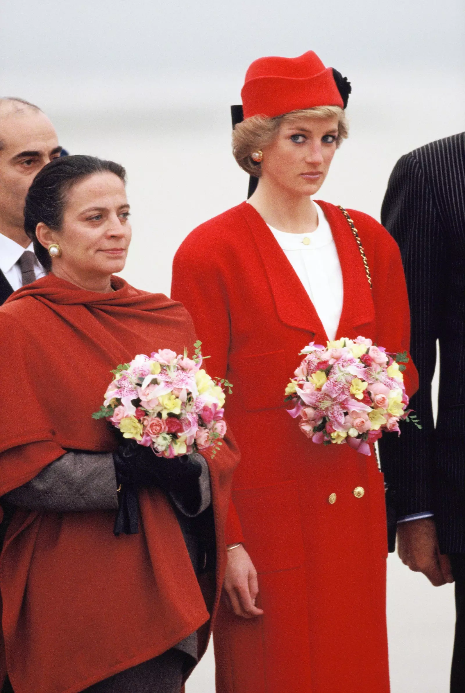 Prinsessa Diana Orlyn lentokentällä vieraillessaan Ranskassa vuonna 1988.