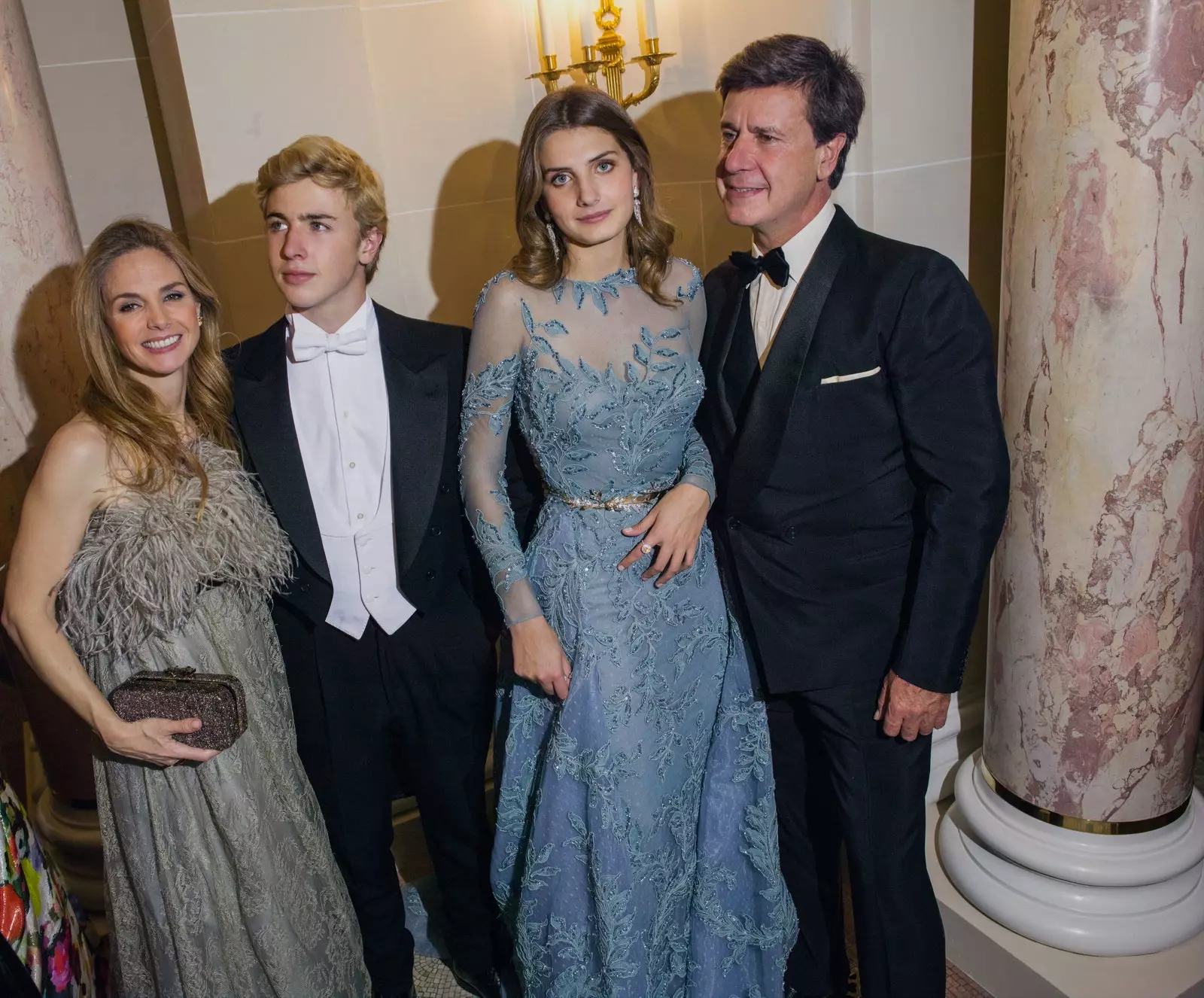 Luis and Amina Martínez de Irujo, grandchildren of the Duchess of Alba at the Debutantes Ball in Paris 2017.