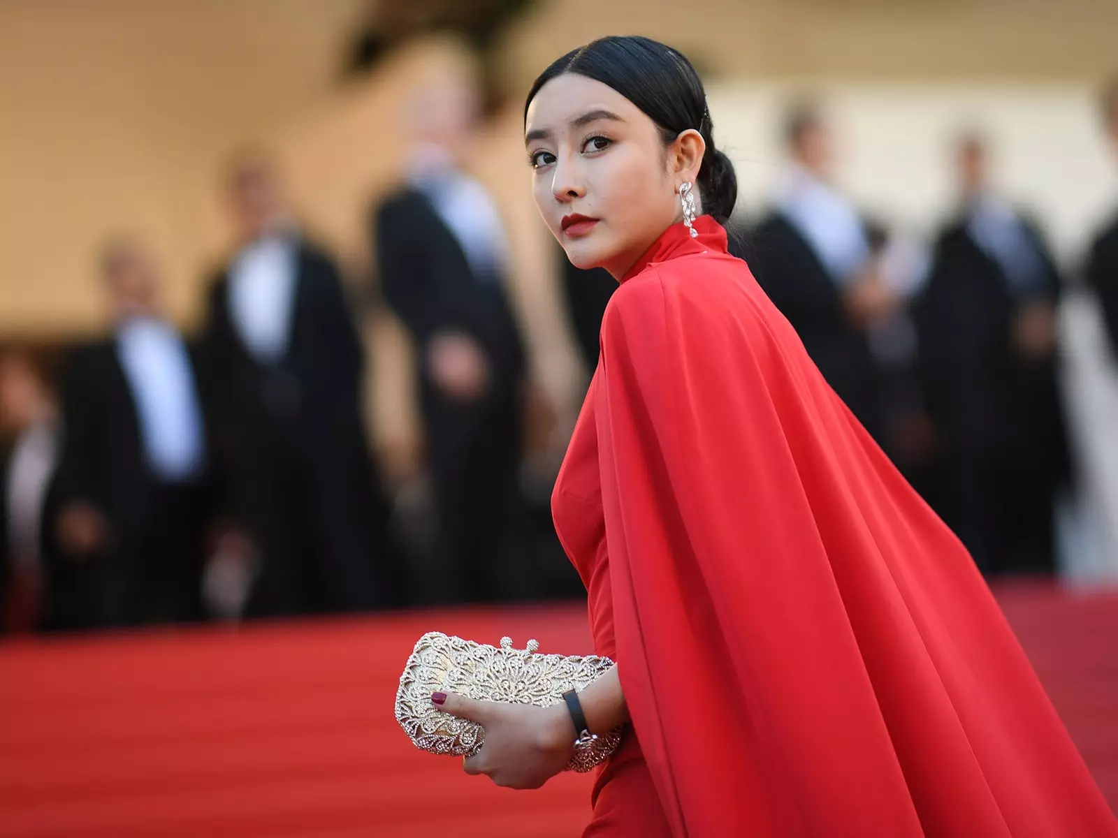 Fan Bingbing dina festival Cannes panungtungan.