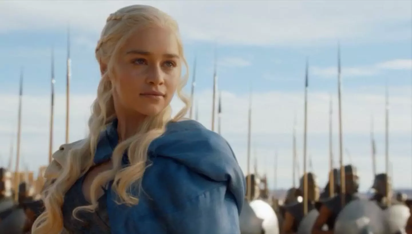 Emilia Clarke ṣe Daenerys ni 'Ere ti Awọn itẹ'