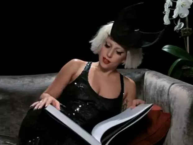 Čtení Lady Gaga