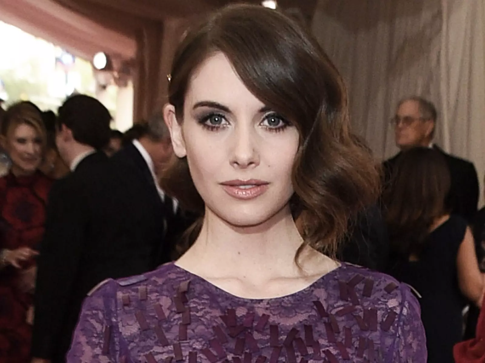 Alison Brie một trong những nữ diễn viên đã tố cáo những tình huống quấy rối ở Hollywood.