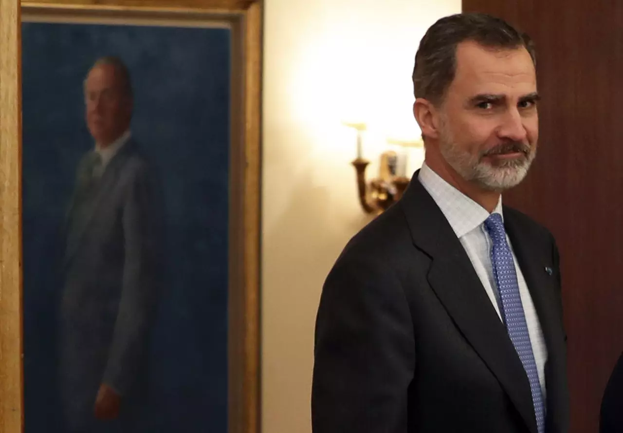 Felipe VI sy ny Mpanjaka Juan Carlos dia nanaiky ny hihaona any Madrid