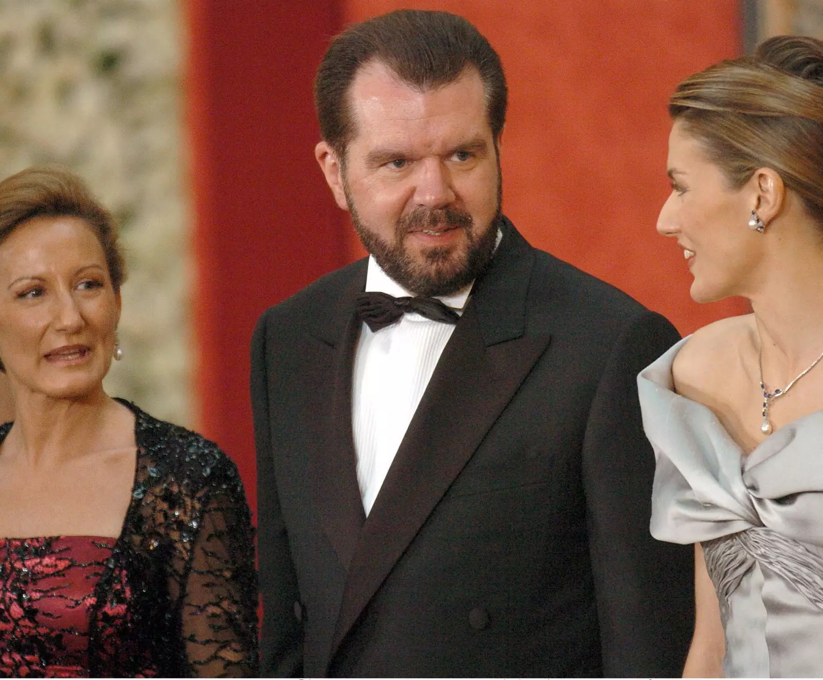 La reine Letizia avec ses parents Paloma Rocasolano et Jesús Ortiz en 2004.