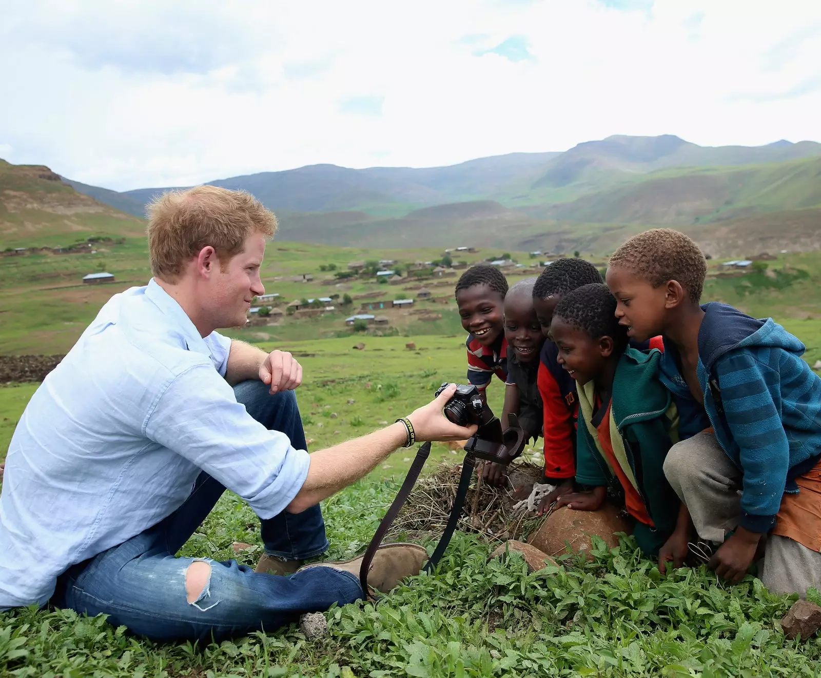 Pangeran Harry ngomong babagan kemungkinan pindhah menyang Afrika