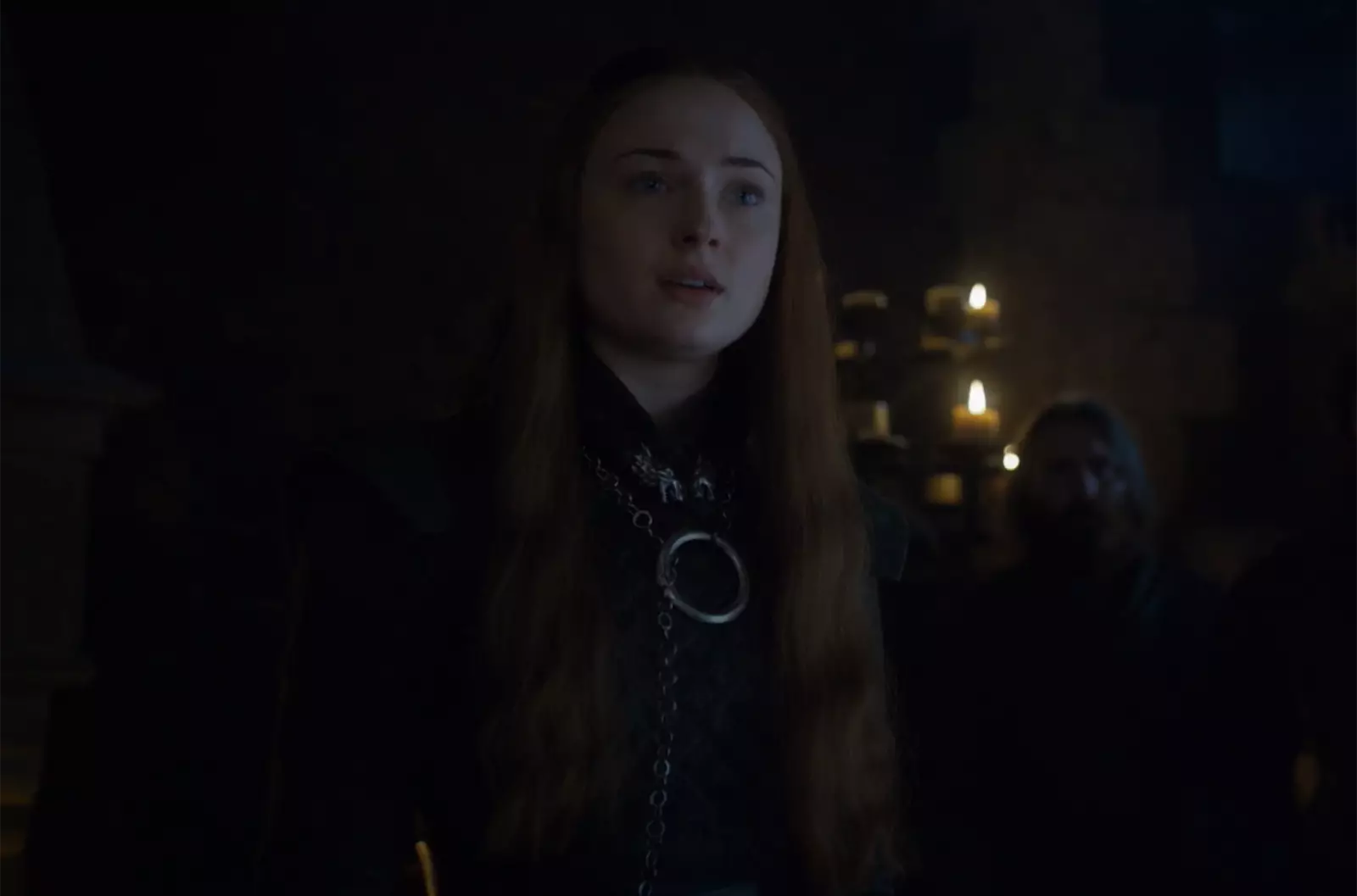 Sansa tsis tuaj yeem ua haujlwm Jon tawm hauv nws lub luag haujlwm ntawm Winterfell thaum nws tsis tuaj.