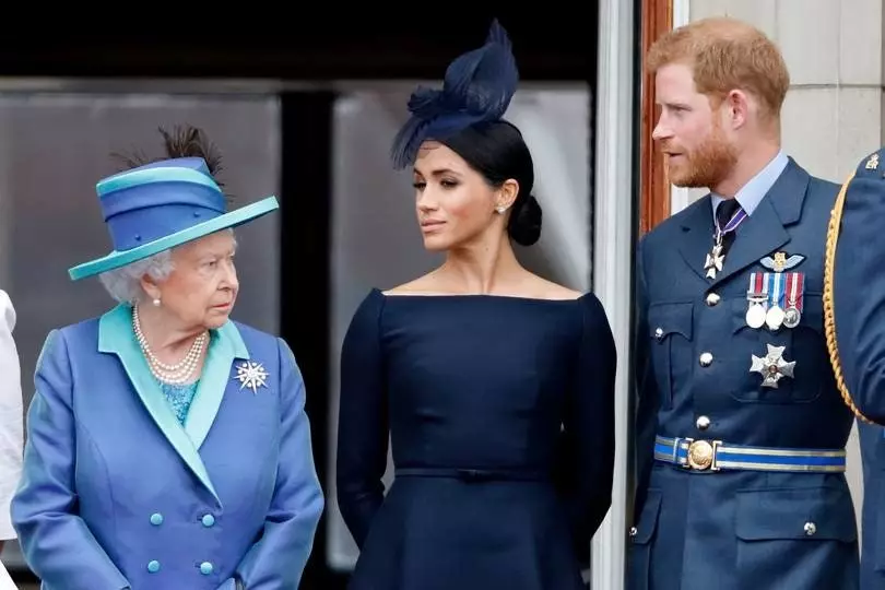 Ratu bersama Duke dan Duchess of Sussex.