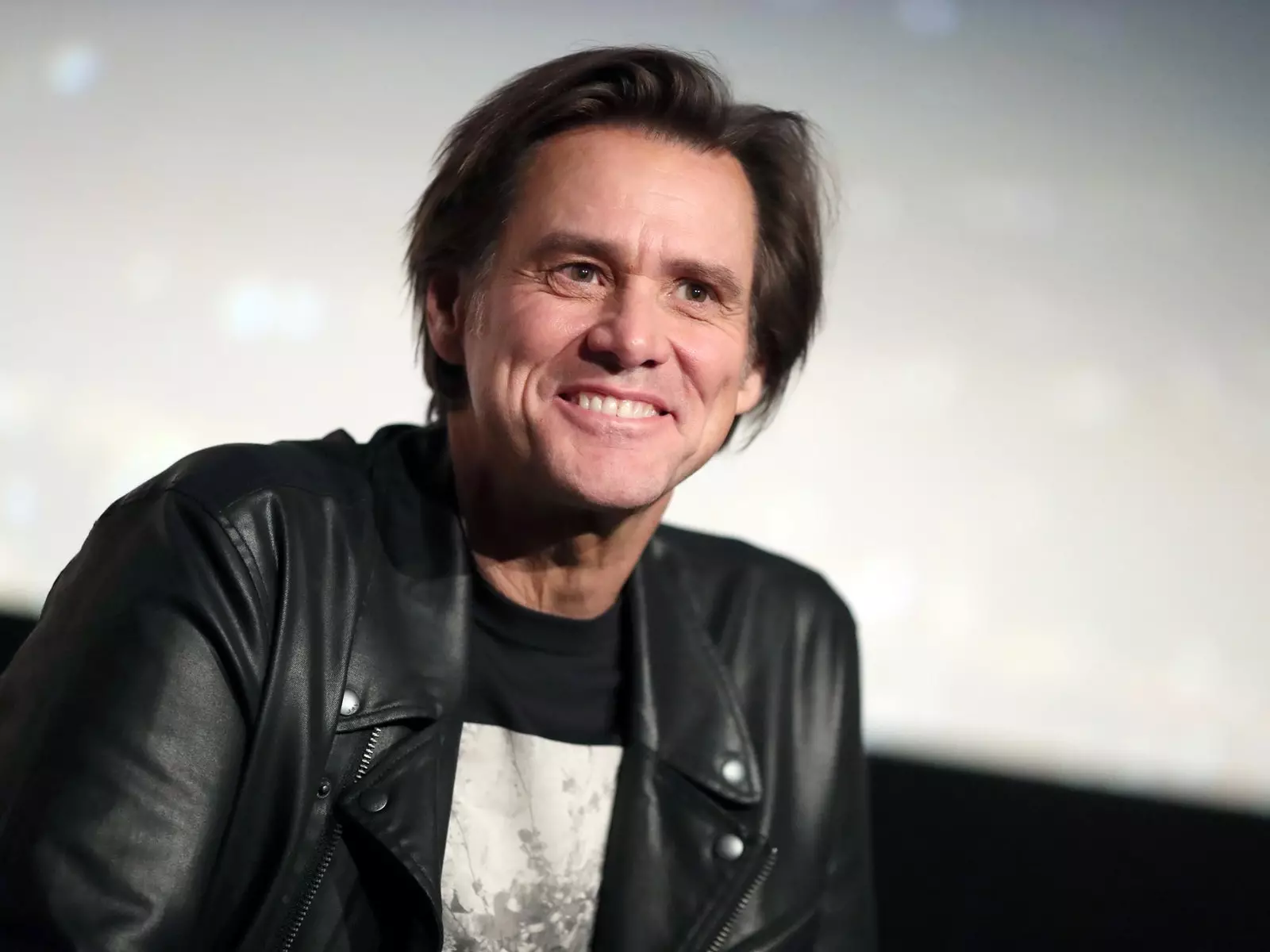 Jim Carrey ya aworan kan ti Trump ati pe o fa ariyanjiyan lori Twitter