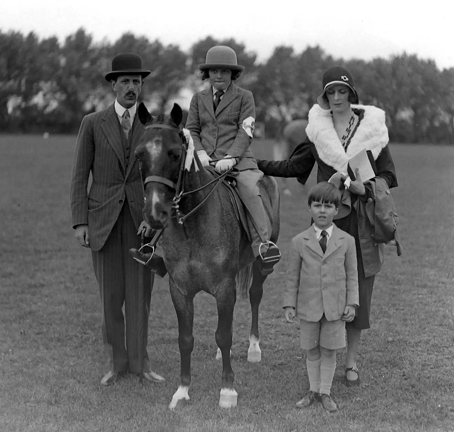 Rosalind Cubitt saam met haar Harry en haar ouers wat in 1930 afgeneem is.