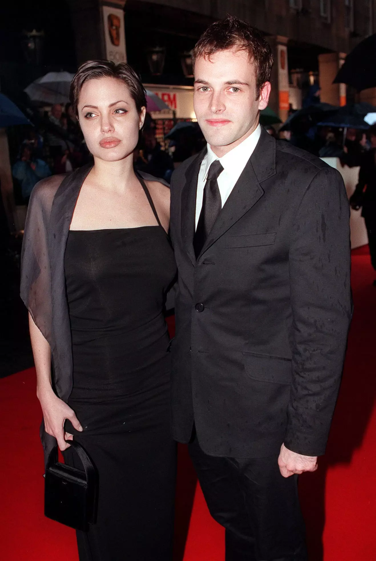 Angelina Jolie og Johnny Lee Miller i 1998.