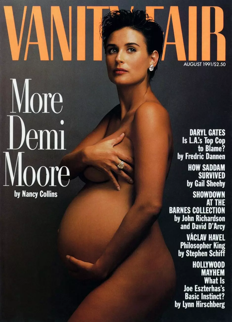 UDemi Moore ufotwe ngu-Annie Leibovitz kwiqweqwe leVanity Fair USA ngo-1991.