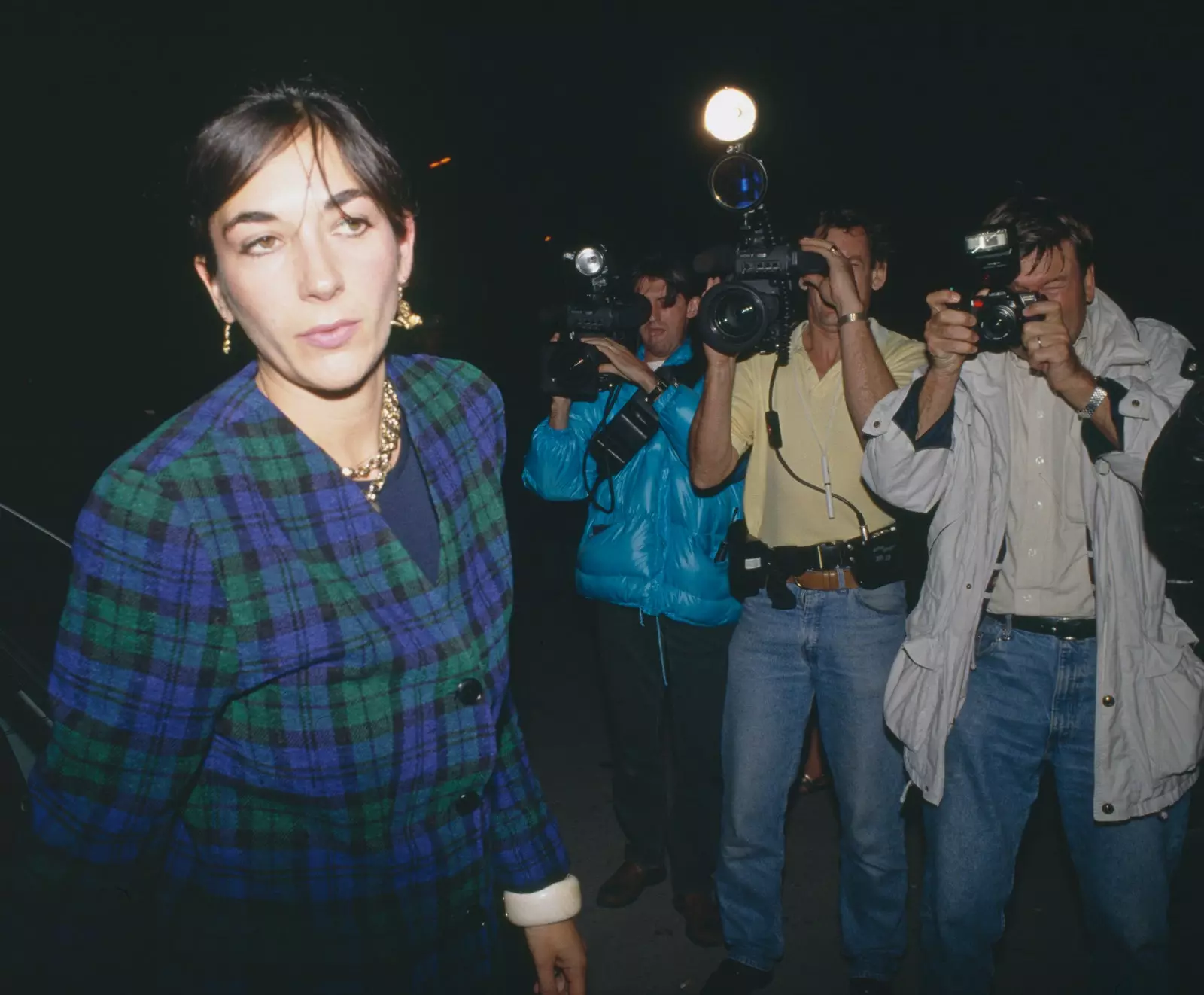 Ghislaine Maxwell Teneriffalla isänsä kuoleman johdosta vuonna 1991.