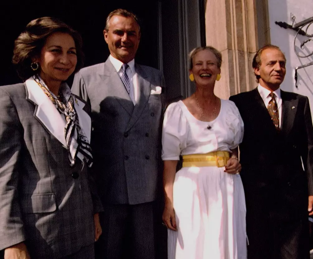 Il giubileo d'argento della regina Margrethe II di Danimarca. Nella foto insieme ai re Juan Carlos I e Doña Sofía de...