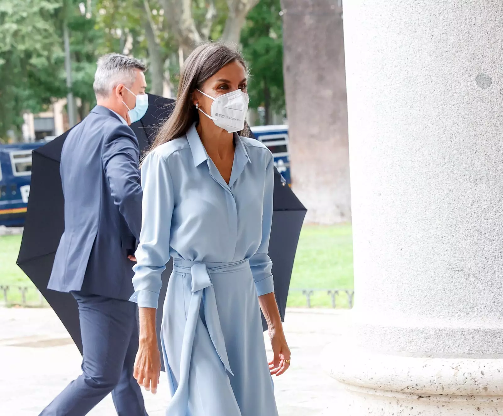 Drottning Letizia i en Pedro del Hierro-klänning på Pradomuseet.