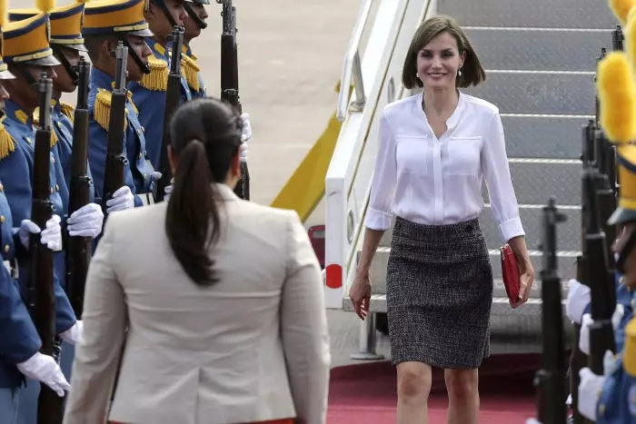 letizia hvit skjorte