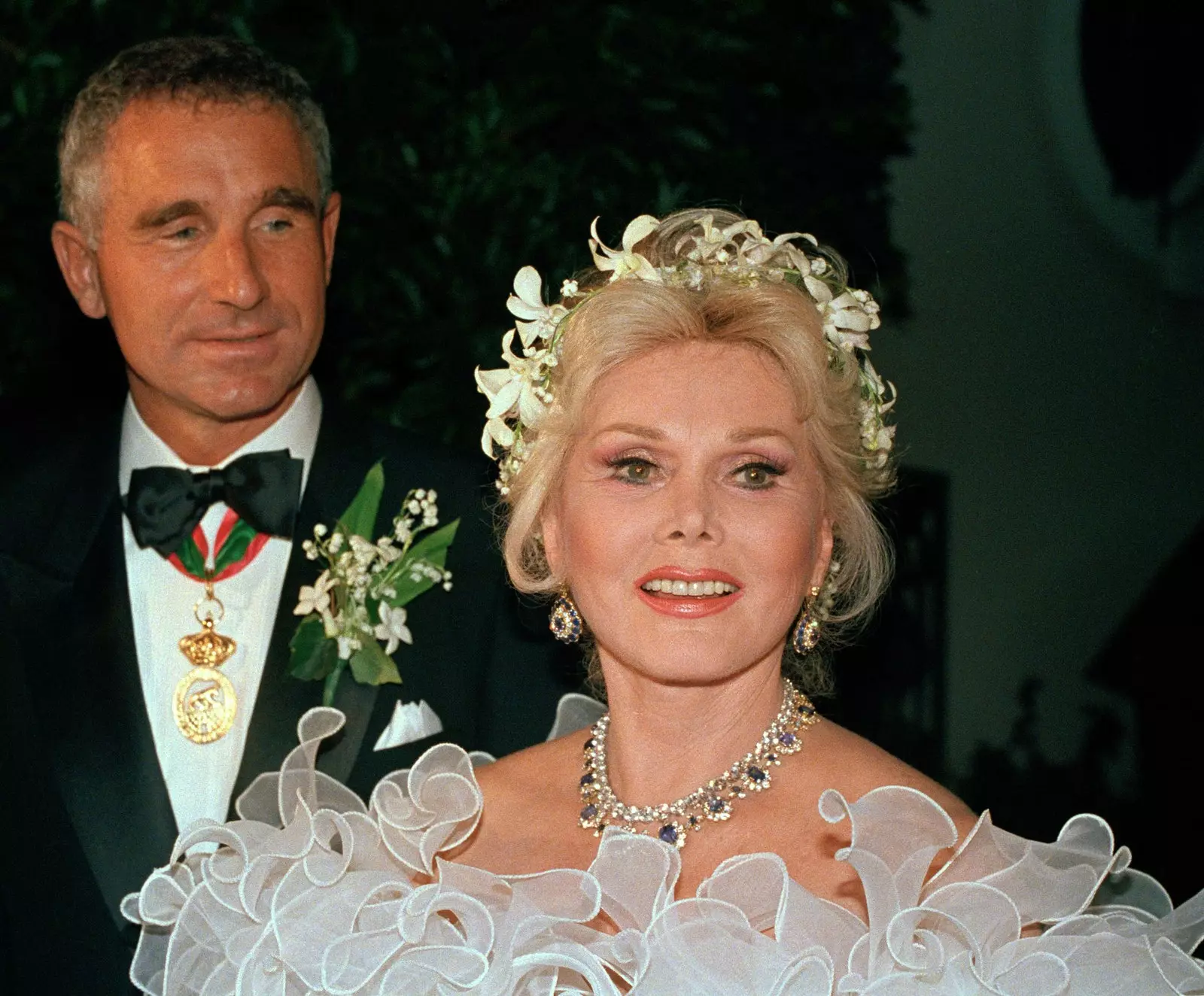 Zsa Zsa Gabor nikah karo bojone sing nomer sanga Frederic von Anhalt ing taun 1986.