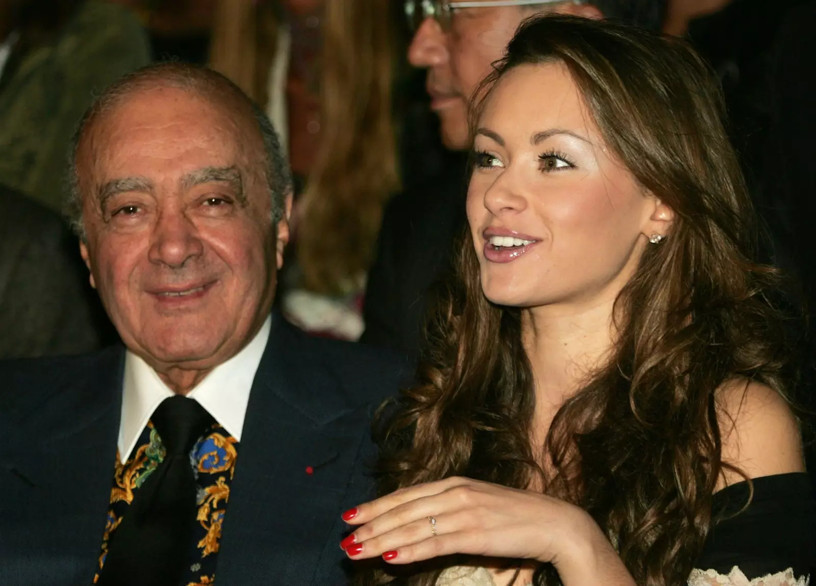 Camilla a'i thad, y tycoon Mohamed Al Fayed.