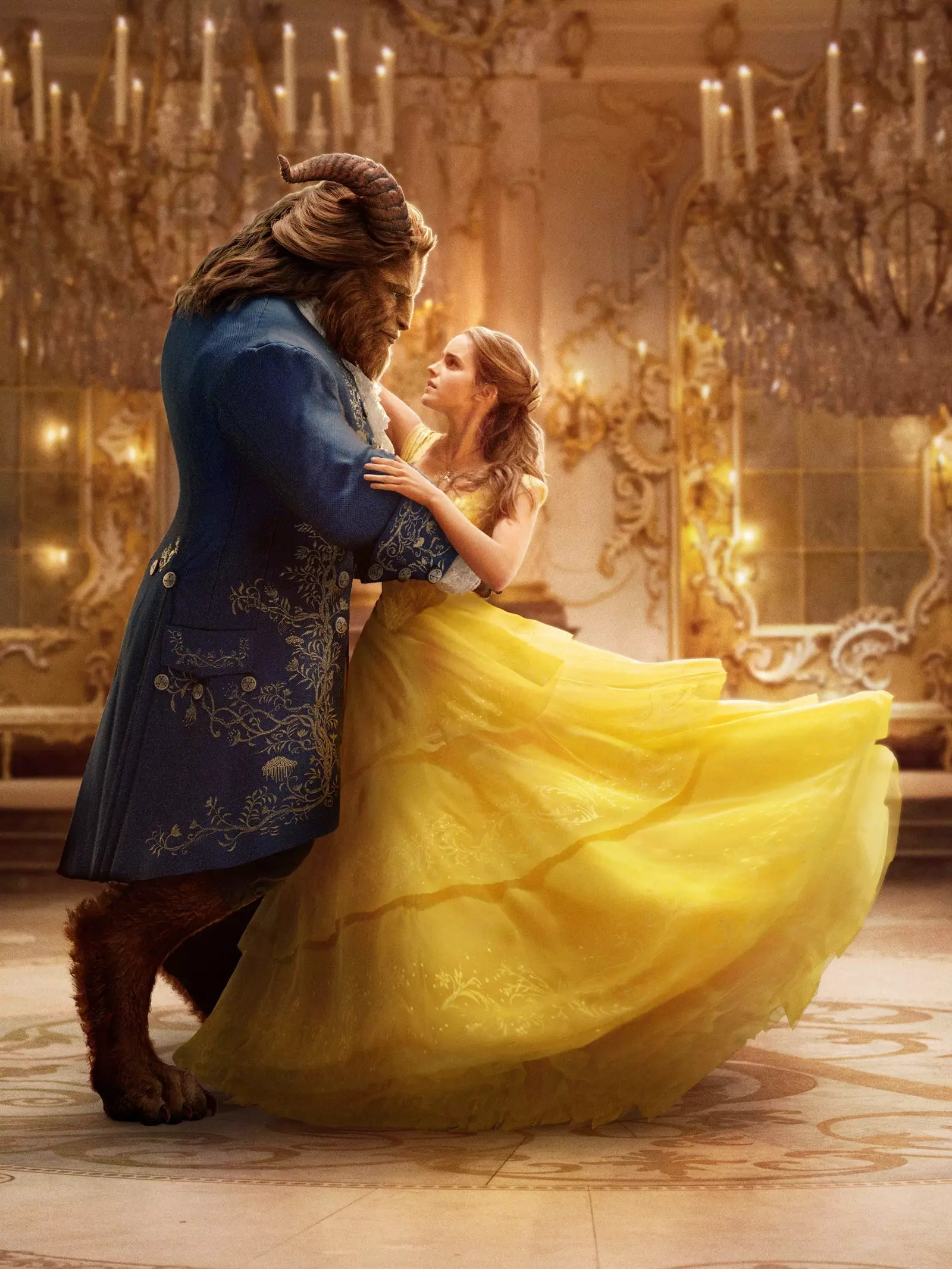 Emma Watson bil-libsa safra u Dan Stevens liebsa fil-film ‘Beauty and the Beast’.