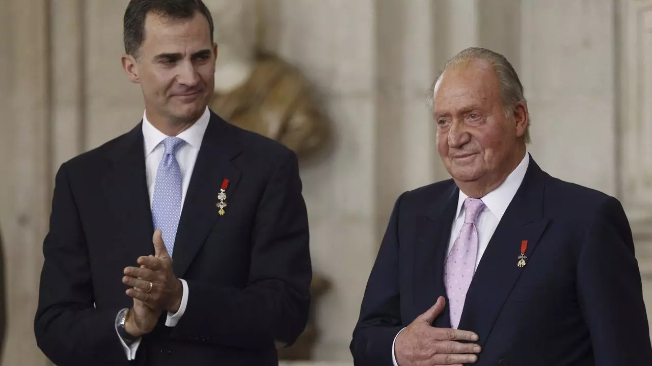 ဘုရင် Juan Carlos သည် Felipe VI သို့စာတစ်စောင်ပေးပို့ခဲ့သည်- သူသည်စပိန်သို့ပြန်လာမည်ဖြစ်ပြီး Abu Dhabi တွင်ဆက်လက်နေထိုင်မည်ဖြစ်သည်။