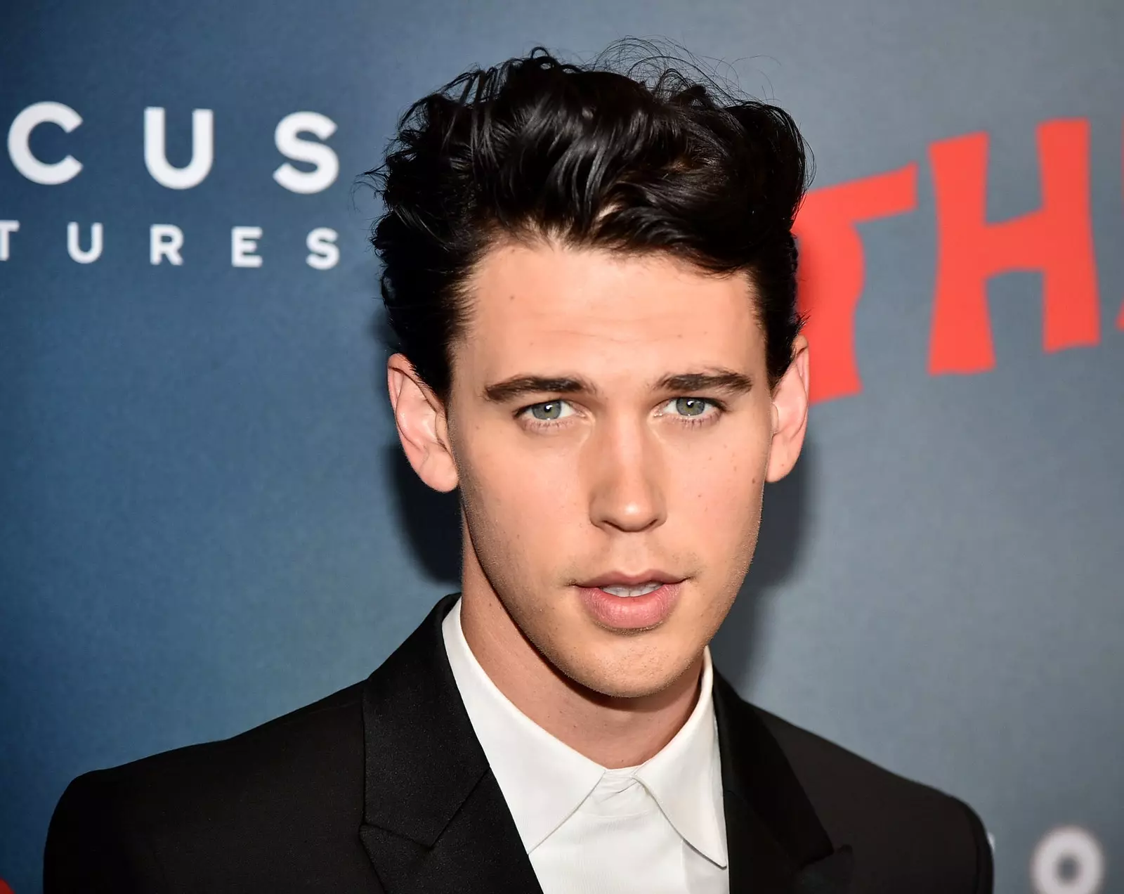 Sesivele sino-Elvis Austin Butler omusha ozodlala ku-biopic emayelana 'nenkosi yedwala!