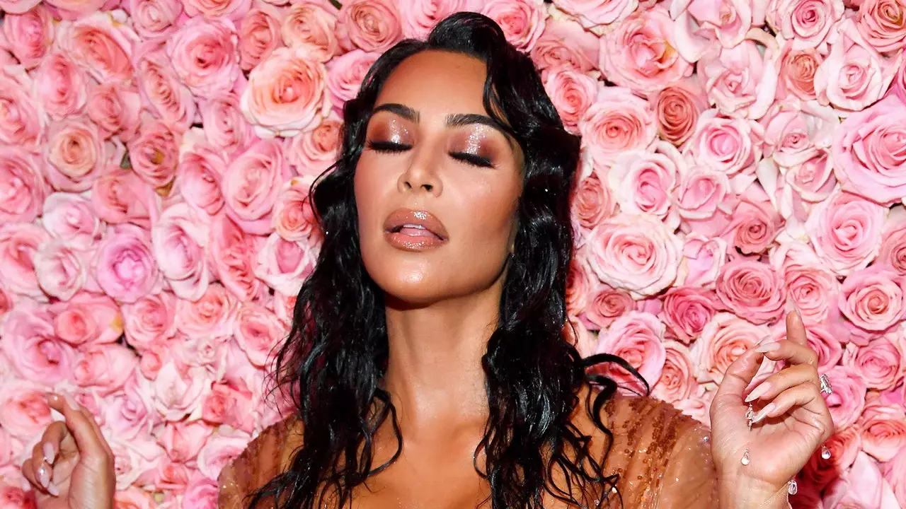 Kim Kardashian har endnu engang vist, at der ikke er nogen, der kan overskygge hende som forretningskvinde