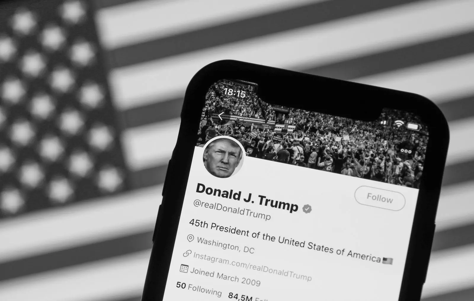 Donald Trump politikai Twitter-fiókja.